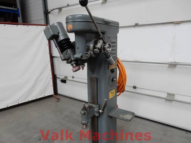 For sale: Used Center hole grinding machine Klein ZSS